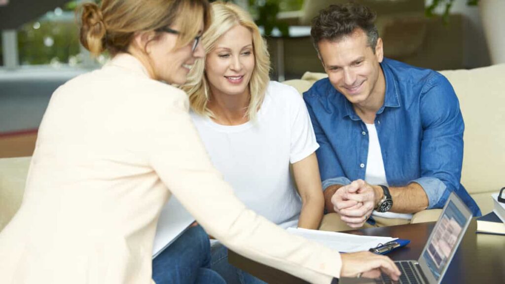 ¿Qué es un API inmobiliario y qué funciones tiene? - 50metroscuadrados